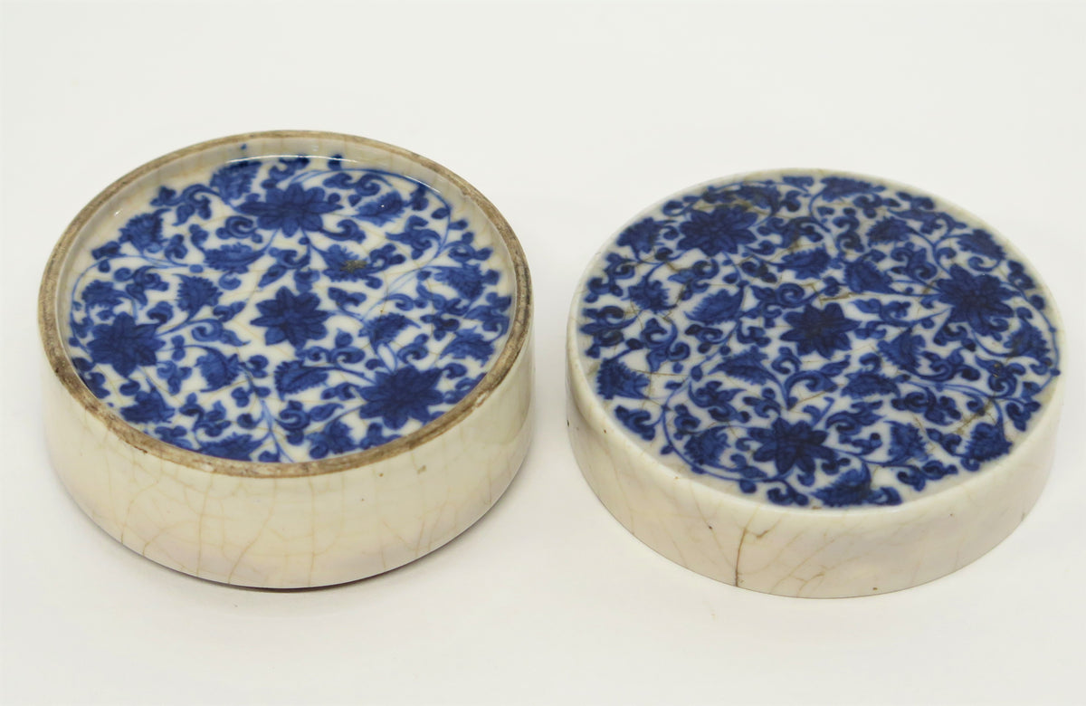 A 18th Century Chinese Round Box of Porcelain – Nick Brock Antiques